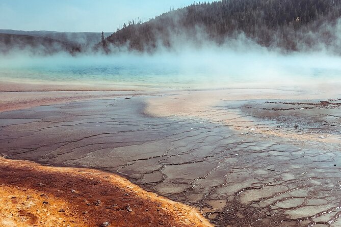 Guided Yellowstone National Park Trip - Key Points
