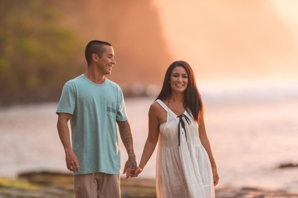Haleakal Sunset Spectacle: Mauis Heavenly Evening - A Cozy Dinner at Kula Lodge