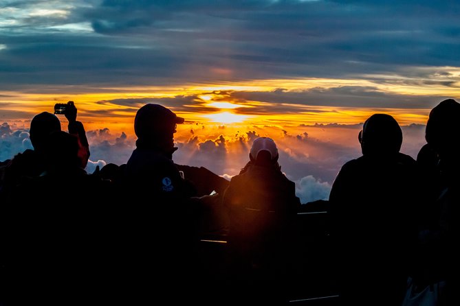 Haleakala Sunrise Spectacular: Legendary Views + Local Breakfast - The Details of the Haleakala Sunrise Spectacular Tour