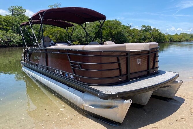Half-Day Aqua Patio Rental in Fort Lauderdale 7 to 11 people - Key Points