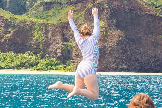 Half-Day Raft and Snorkel Adventure to Na Pali - The Physical Demands and Bumpy Ride