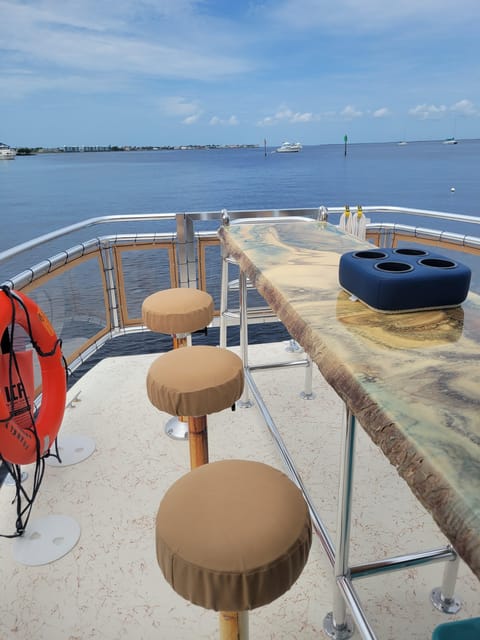 Happy Hour and a Half Cruise  1.5hrs  Public - Key Points