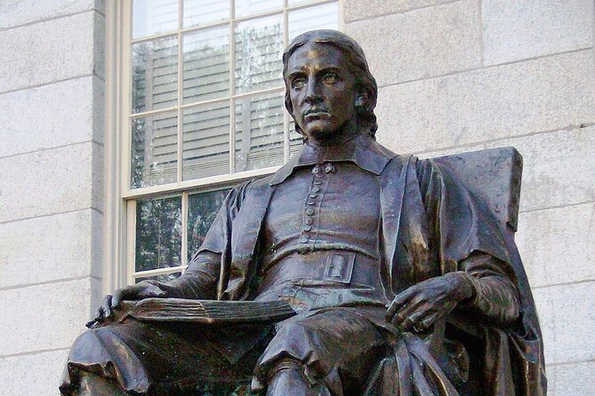 Harvard University Scavenger Hunt and Escape Game - Exploring Harvard with a Digital Twist