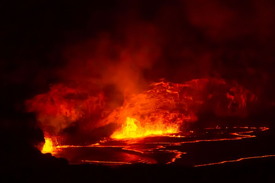 Hawaii: Big Island Volcanoes Day Tour with Dinner and Pickup - A Deep Dive into the Tour Experience