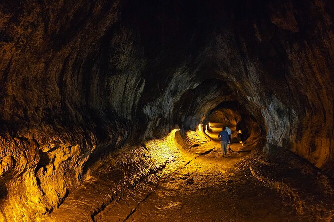 Hawaii Volcanoes, Waterfalls, Beaches & Hilo Highlights Day Tour - Transportation and Comfort