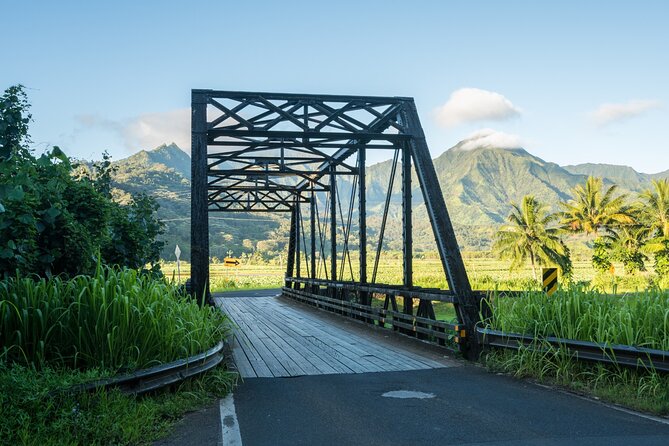 Hawaiian Islands Self-Guided Driving Audio Tour Bundle - The Sum Up