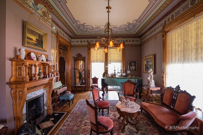 Hearthstone Historic House Museum Admission Ticket - Who Will Love This Tour?