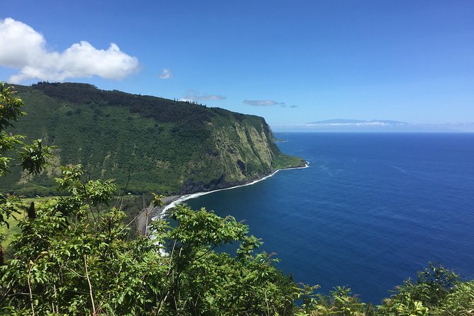 Heavenly Hamakua: From Kona - The Journey Begins: From Kona to the Lush Rainforests