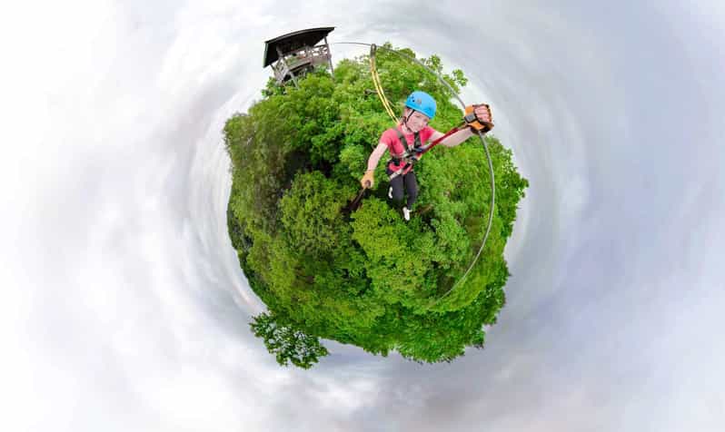 Henderson, Minnesota: 14-Line Zipline Canopy Tour - An In-Depth Look at the 14-Line Zipline Experience
