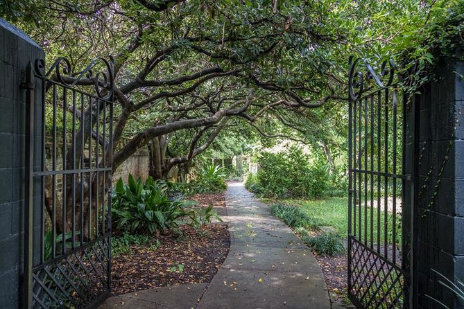 Hidden Alleyways and Historic Sites Small-Group Walking Tour - FAQ – Your Practical Questions Answered