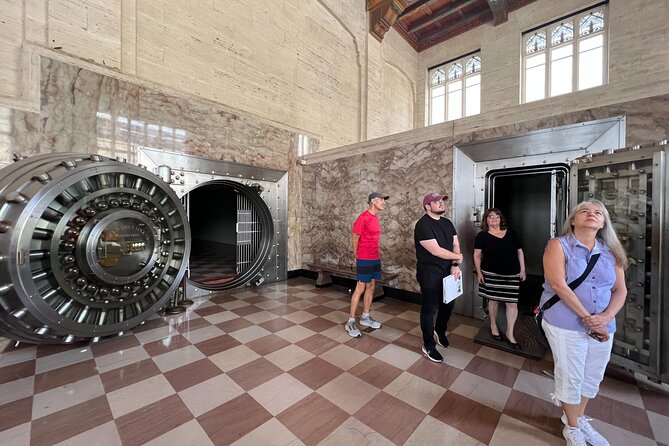 Hidden Gems of Downtown Miami Guided Walking Tour - Miami’s Entertainment and Cultural Hubs