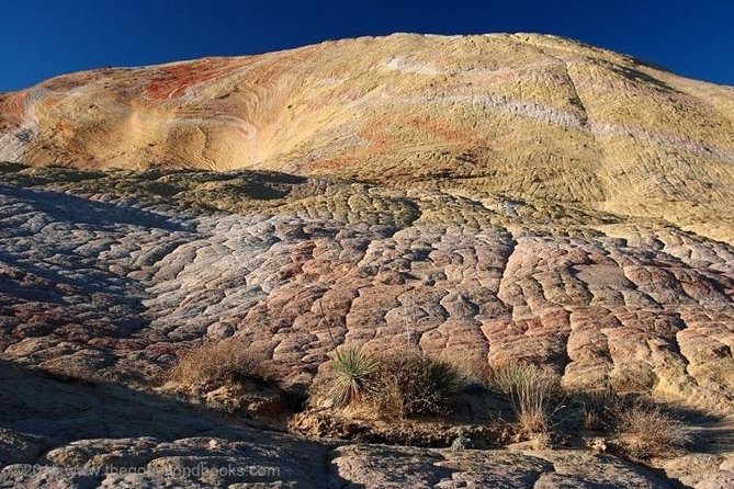 Hiking in Kanab: Walk and photograph scenic Yellow Rock in the Grand Staircase - Key Points