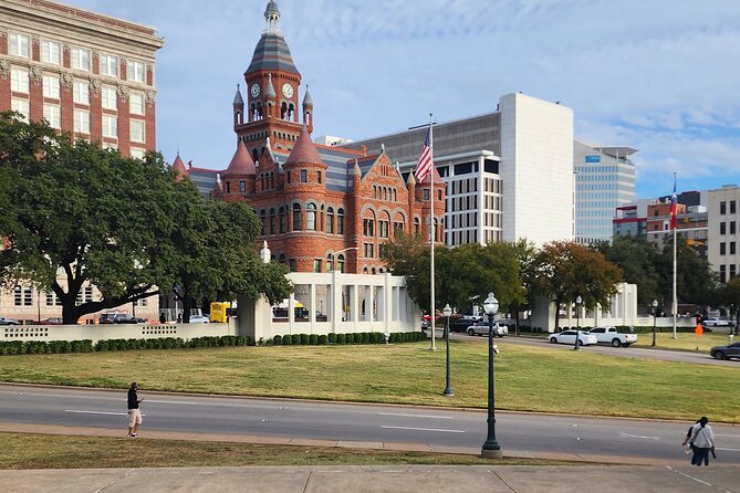 Historic Dallas Downtown Solo Self Guided Walking Tour - What the Tour Gets Right