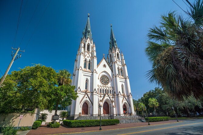 Historic Savannah Georgia Self Guided Walking Tour Bundle - Discovering Savannah at Your Own Pace