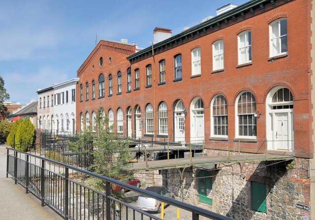 Historic Savannah Guided Walking Tour - The Value of This Tour: Price, Duration, and Experience  