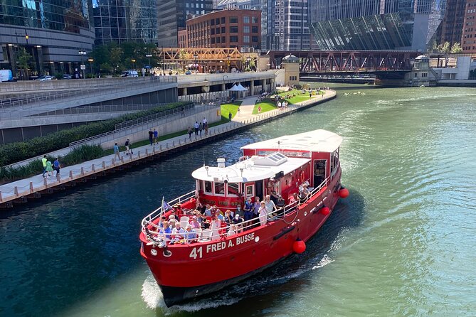 Historical and Architectural Chicago Fireboat River/Lake Cruise - Key Points