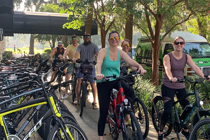 Historical Bike Tour of Savannah and Keep Bikes After Tour - Detailed Breakdown of the Itinerary