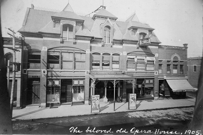 Historical Downtown Eau Claire: A Self-Guided Walking Tour - An In-Depth Look at the Eau Claire Self-Guided Tour