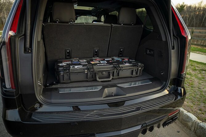 Honolulu by yourself by Executive SUV - 4 hrs disposal - The Experience in Detail