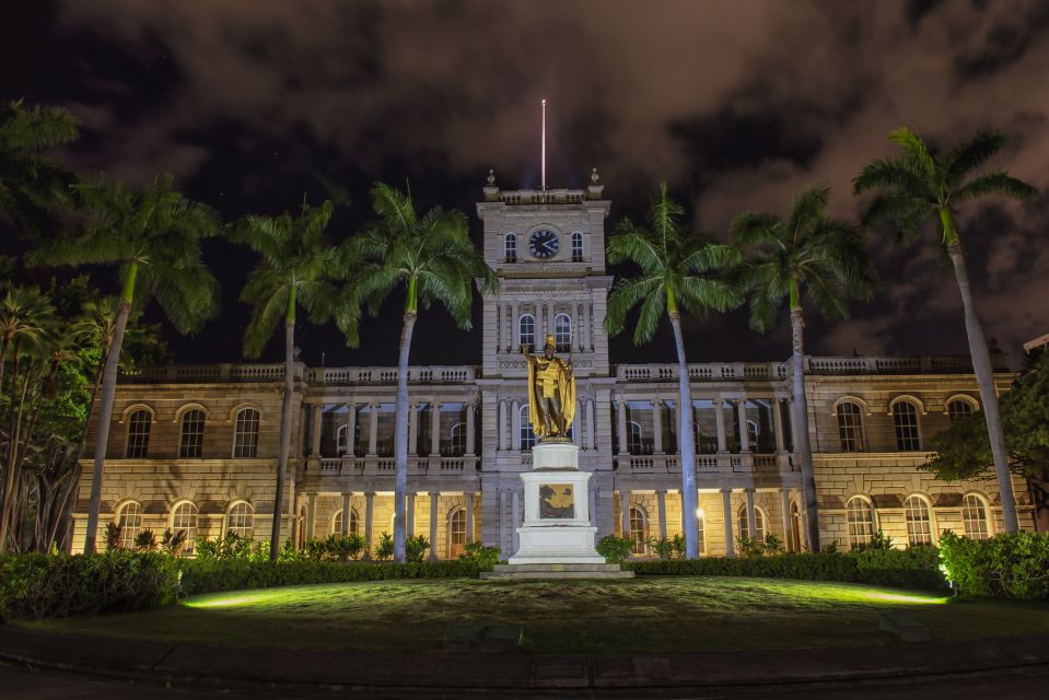 Honolulu Haunts: Ghosts and Spirits Walking Tour - What to Expect During the Tour