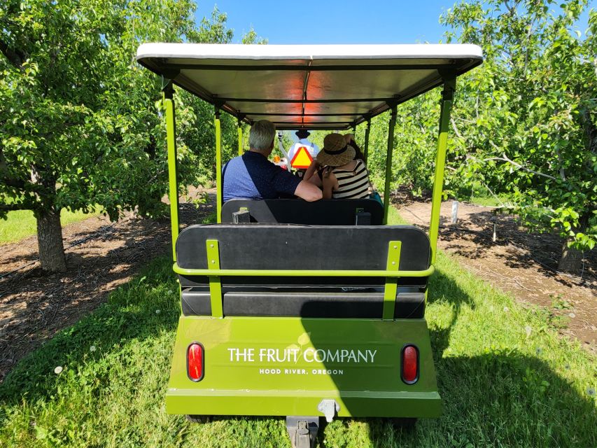 Hood River: Orchard Tour - An In-Depth Look at the Hood River Orchard Tour