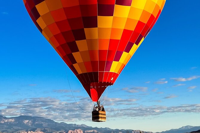 Hot Air Balloon Adventure In Beautiful Southern Utah - Who Would Love This Tour?