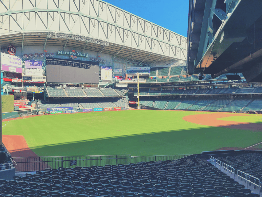 Houston: Houston Astros Baseball Game at Minute Maid Park - Discovering Minute Maid Park and Its Unique Features
