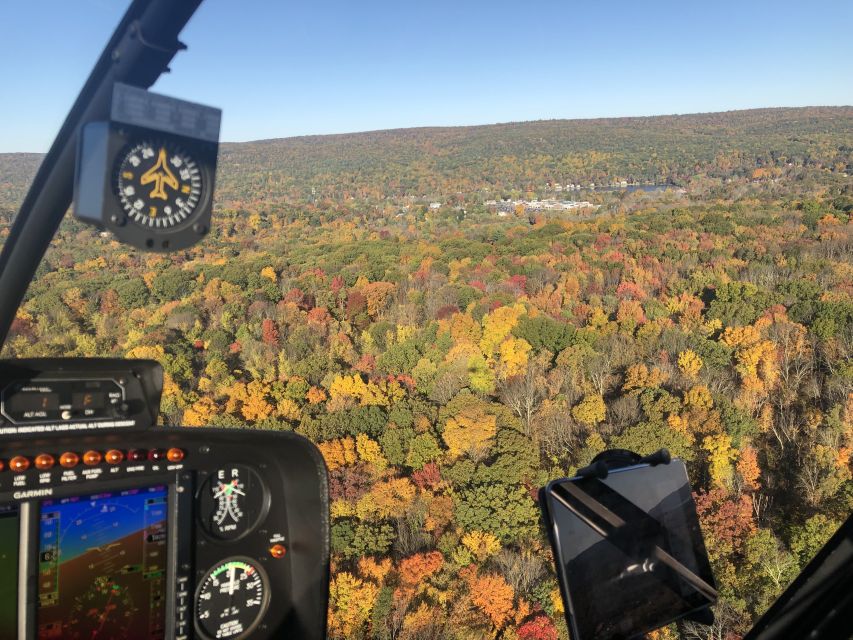 Hudson Valley Fall Foliage Shared Helicopter Tour - The Experience in Detail