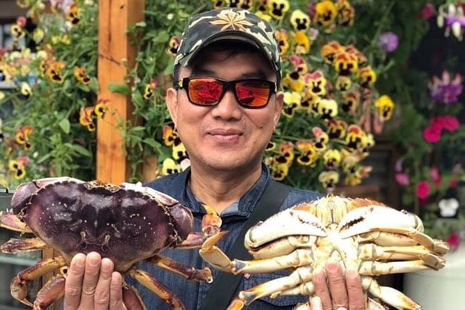 Icy Strait Village Tour and Crab Feast - Discover the Charm of Alaska: A Deep Dive into the Icy Strait Village Tour and Crab Feast