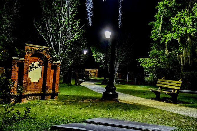 Interactive Paranormal Ghost Walking Tour in Savannah Georgia - Who is This Tour Best For?