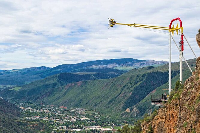 Iron Mountain Hot Springs Private Transportation Service - Key Points