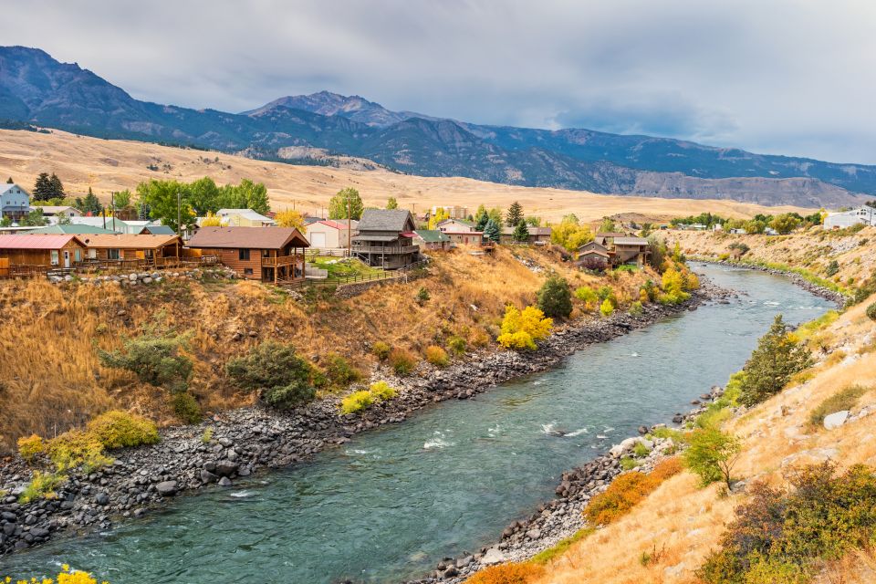 Jackson: 2-Day Yellowstone National Park Tour with Lunches - Why This Tour Offers Great Value