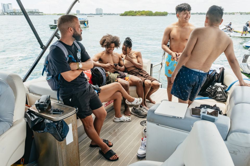 Jet Ski Miami : Experience the Ultimate Water Fun ! - Key Points