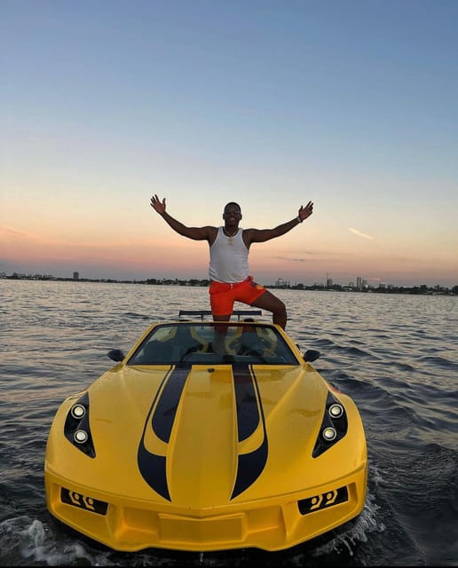 Jetcar Miami: 1 JetCar Rental | 1h | 250$ due at Check-in - The Experience Provider & Languages