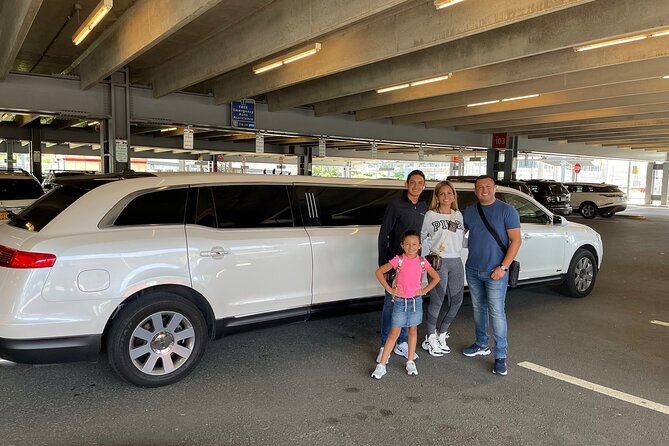 JFK Airport Limo Pick-up With Extra One Hour NYC Limo Sightseeing Tour - Key Points