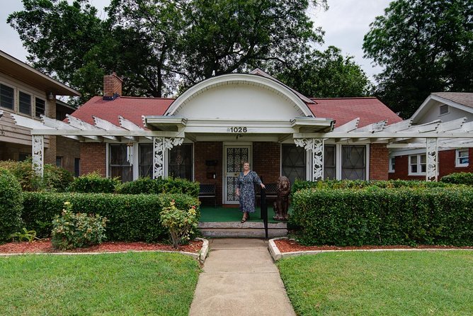 JFK Assassination Tour with Oswald's Rooming House - Why This Tour Excels