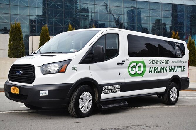 JFK to Manhattan: One Way Shared Arrival Transfer - The Experience: What to Expect