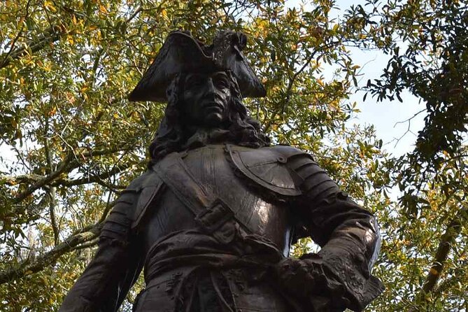Johnson Square to Independent Presbyterian: A Self-Guided Audio Tour of Savannah - Key Points