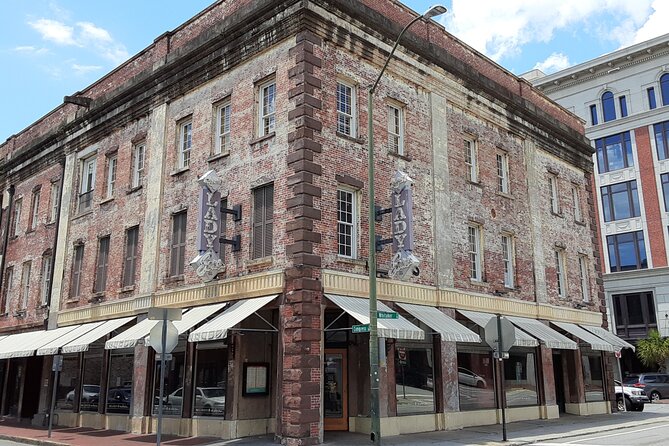Johnson Square to Independent Presbyterian: A Self-Guided Audio Tour of Savannah - Why Choose a Self-Guided Tour in Savannah?