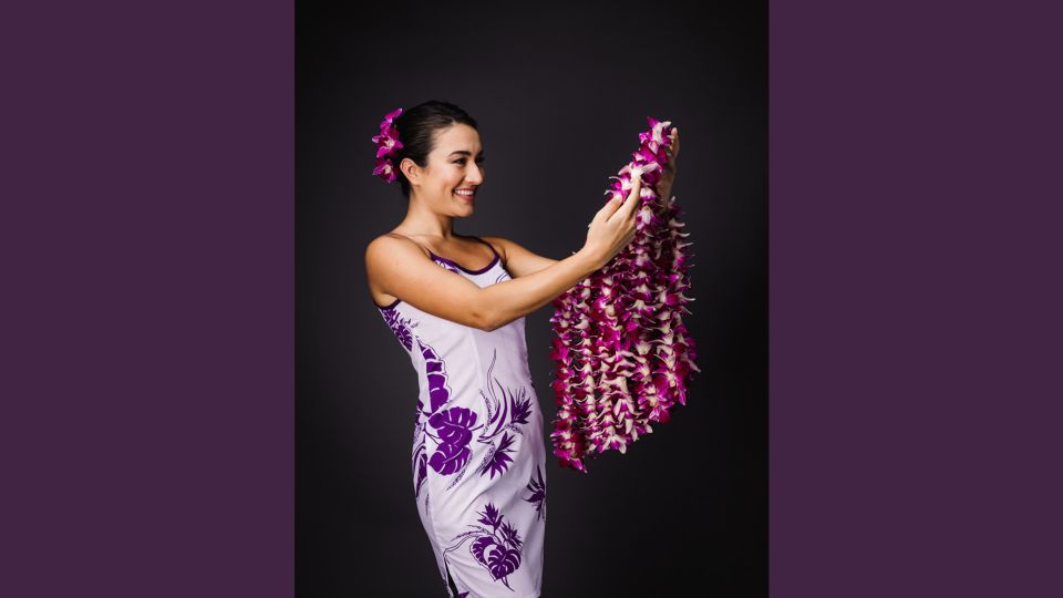 Kahului Airport: Maui Flower Lei Greeting Upon Arrival - Kahului Airport: Maui Flower Lei Greeting Upon Arrival