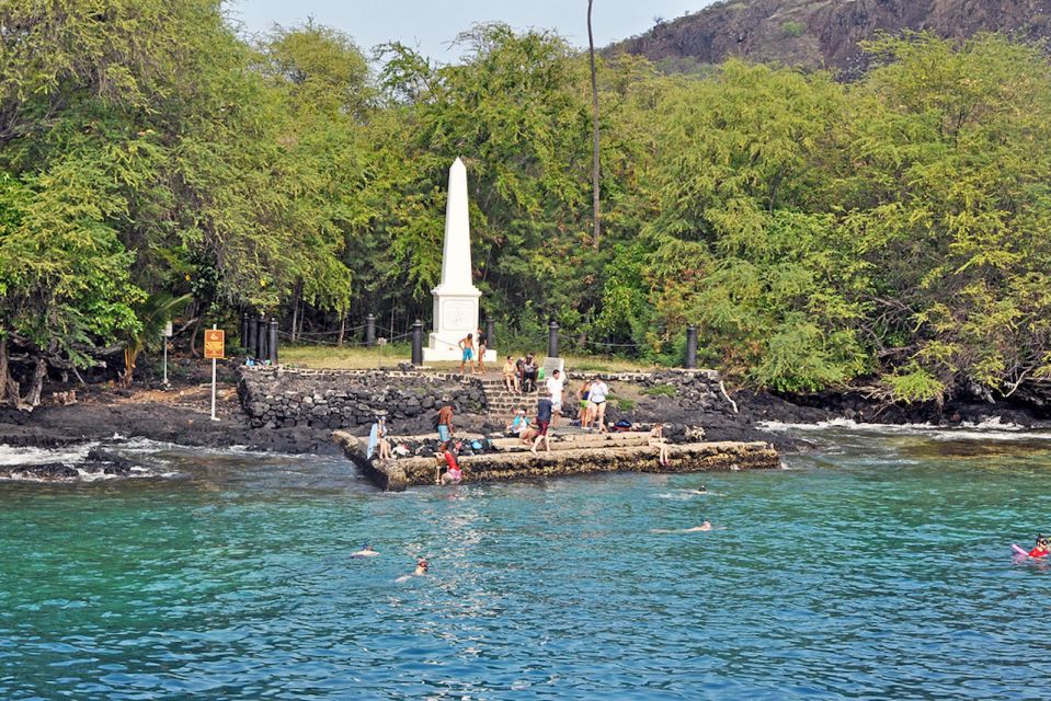 Kailua-Kona: Captain Cook Reef Catamaran Day Trip with Lunch - Key Points
