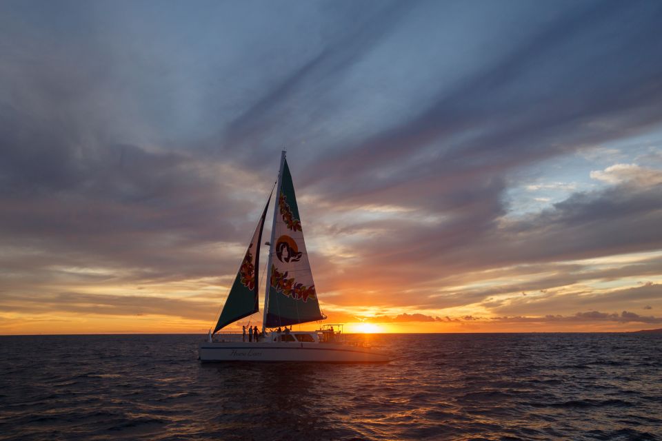 Kailua-Kona: Catamaran Cruise with Huallai Volcano Views - Analyzing the Value