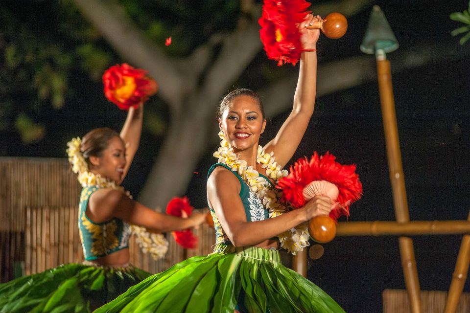Kailua-Kona: Voyagers of the Pacific Luau with Buffet Dinner - Key Points