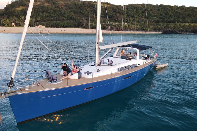 Kanoa Yacht Charter: 2-Hour Sail off Waikiki - An In-Depth Look at the Kanoa Yacht Charter Experience