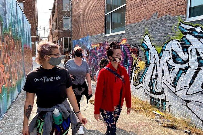 Kansas City Crossroads Art District and Westside Urban Hike - Walking Through Kansas City’s Arts Scene