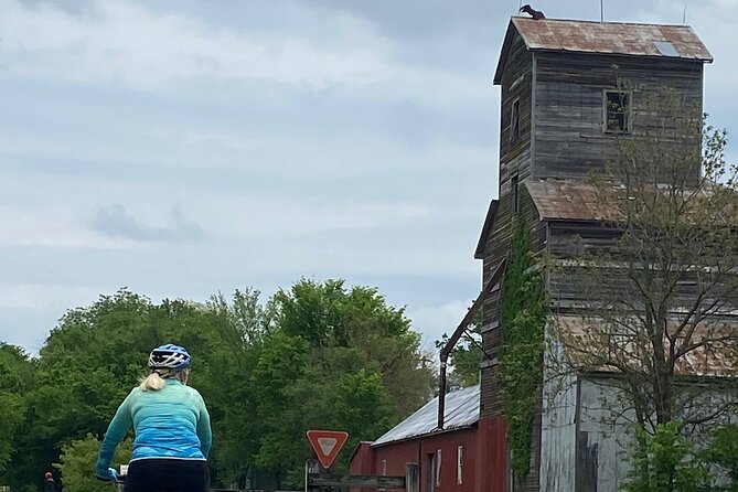KATY Self-Guided Tours 6-days from Clinton to St. Charles. #1 Tour on the Katy - A Closer Look at the 6-Day Katy Trail Self-Guided Tour