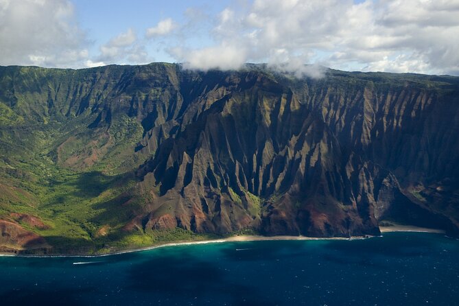 Kauai Airplane Tour: Na Pali Coast, Waterfalls & Window Seats - FAQs (Frequently Asked Questions)