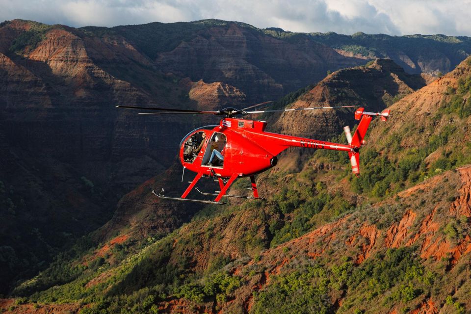 Kauai: Hughes 500 4-Passenger Doors-Off Helicopter Flight - The Experience: What You Can Expect