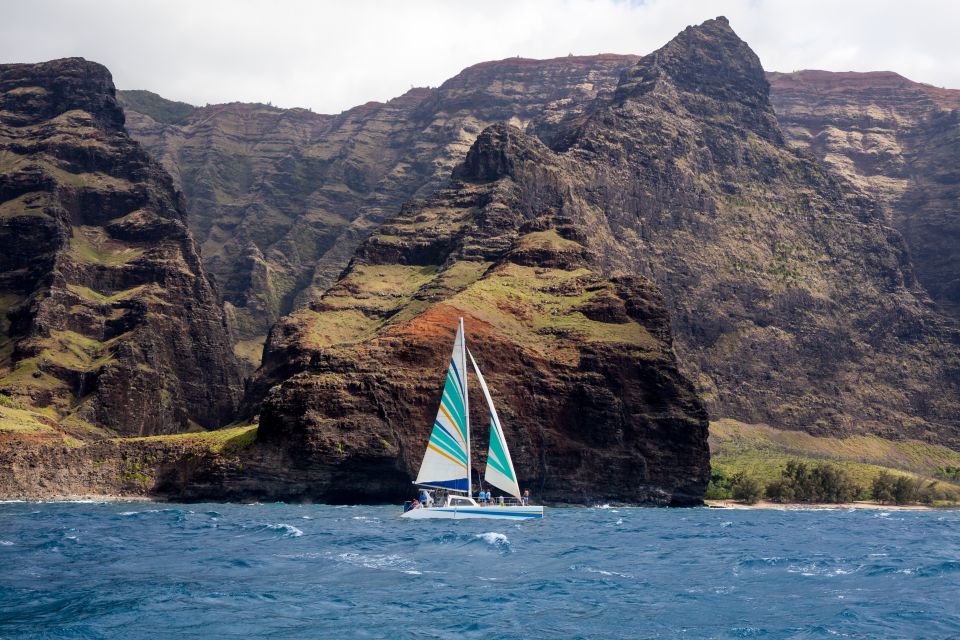 Kauai: Napali Coast Sunset Sailboat Tour with Dinner - Introduction to the Experience