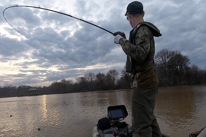 Kayak fishing guides and scenic paddle tours - Who Should Book This Tour?